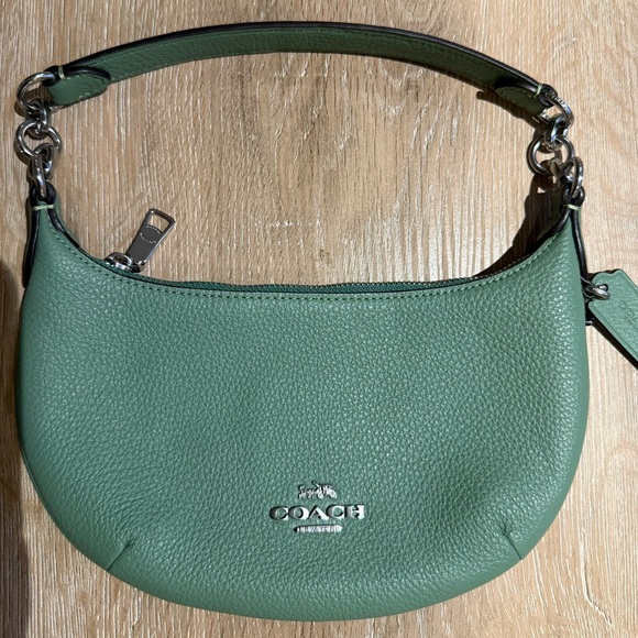 Coach | Bags | Coach Green Leather Trendy Shoulder Bag W Crescent Shape ...